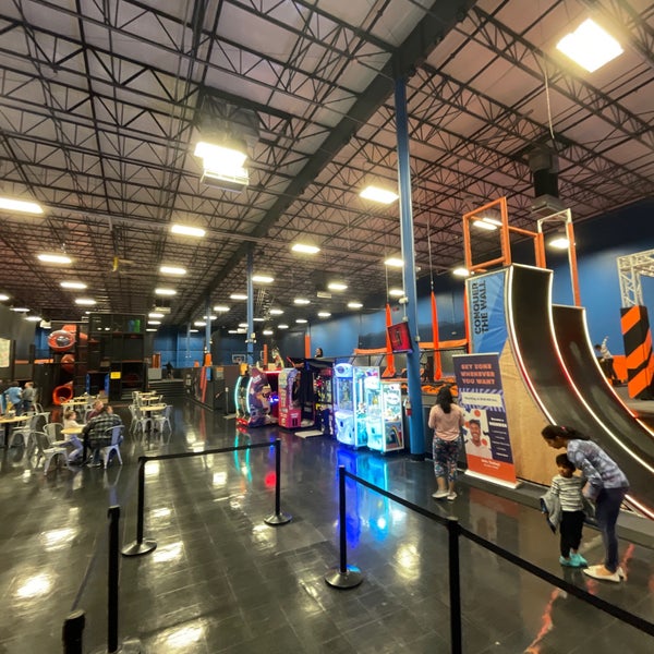 Sky Zone - Grimes, IA