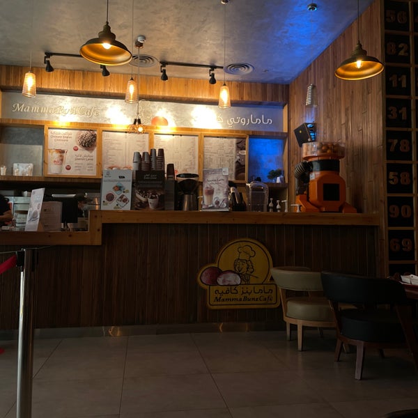 Mamma roti cafe