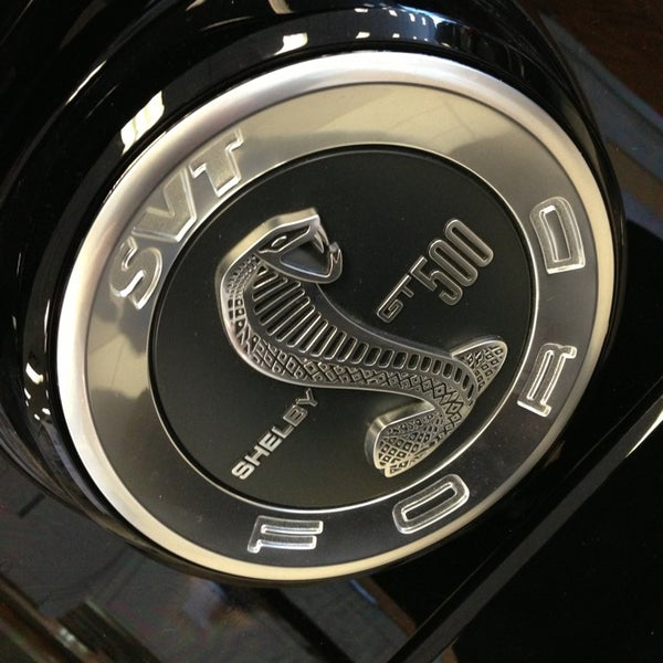 Shults Ford Lincoln - Car Dealership