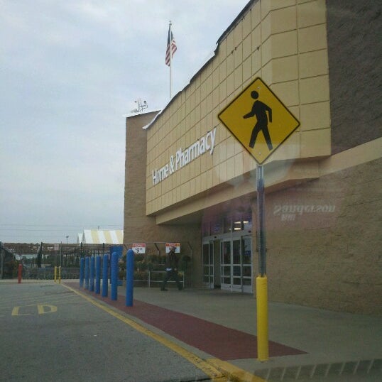 Walmart Supercenter - Big Box Store in Dyersburg