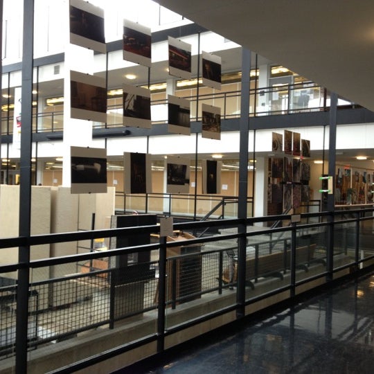 Ralph Rapson Hall - College Academic Building in University