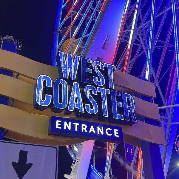 West Roller Coaster - Theme Park Ride / Attraction in Downtown Santa Monica