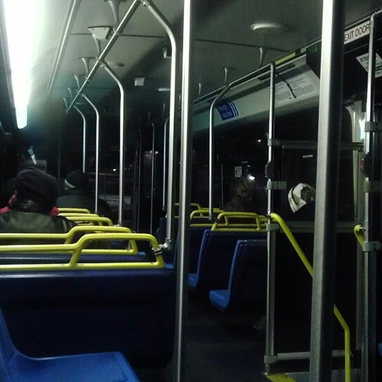 Photos at Bee-Line Bus System at Cross County Center Mall: (BL 20, 21 ...