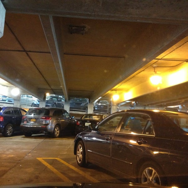 Walnut 38 Parking Garage - University City - 119 S 38th St