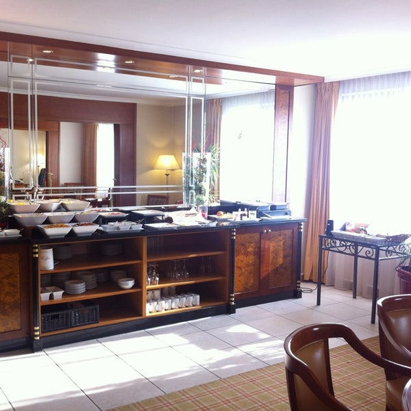 Marriott Executive Lounge