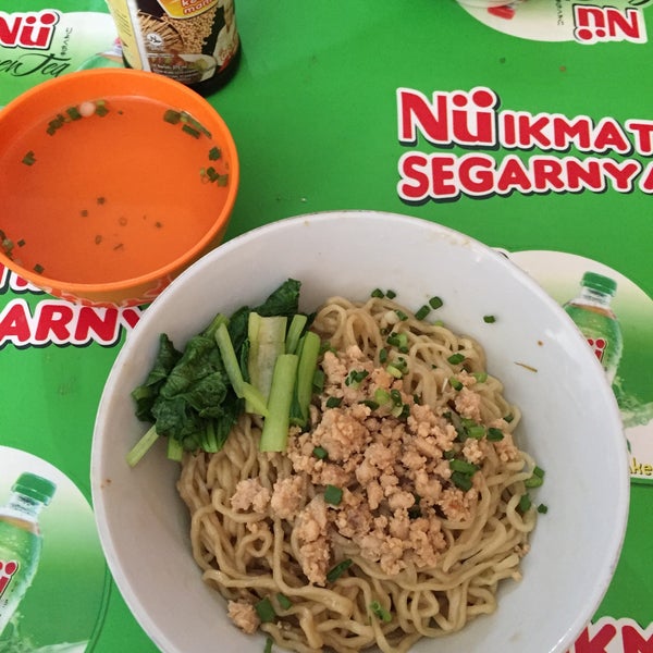 Mie Pinangsia - Noodle Restaurant in Kali Rungkut