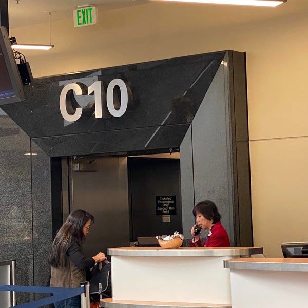 Gate C10 - 5 tips from 1396 visitors