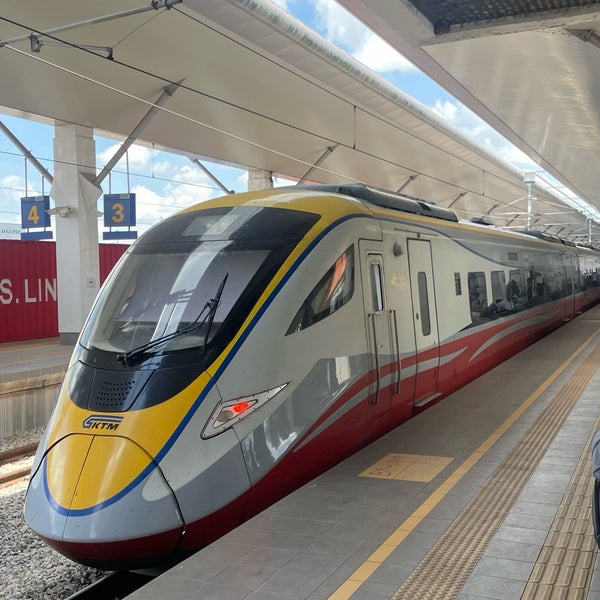 KTM Intercity KL Sentral Gate A (Northern Sector) - Kuala Lumpur ...