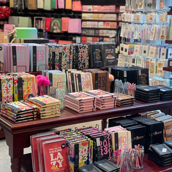 Typo - Bukit Bintang - Lot 4.01.03, Pavilion Kuala Lumpur