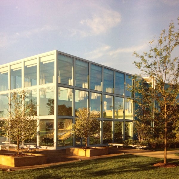 College of DuPage - Community College