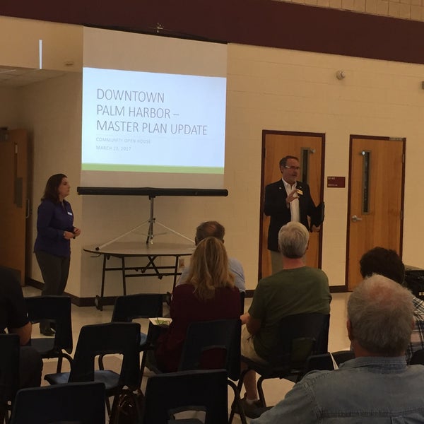 Palm Harbor University High School (PHUHS) - High School in Palm Harbor