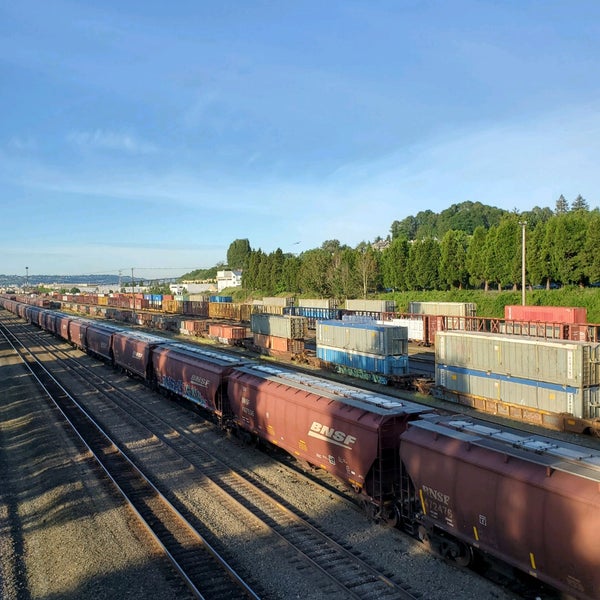 Photos at BNSF (Balmer Yard) - Interbay - 4 tips