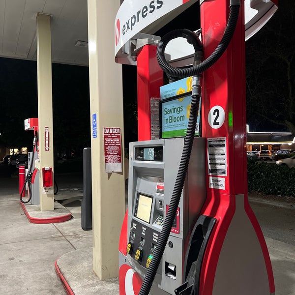 Safeway Fuel Station - Downtown Renton - 8 tips from 410 visitors