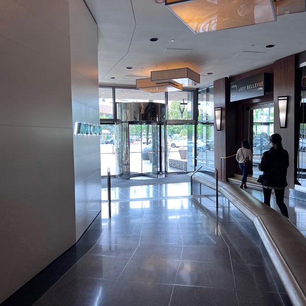Bellevue Place - 2 tips