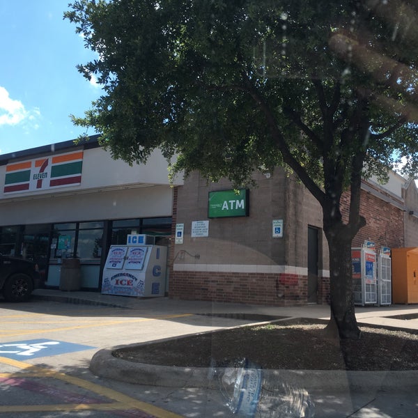 7-Eleven - 1515 Cypress Creek Rd
