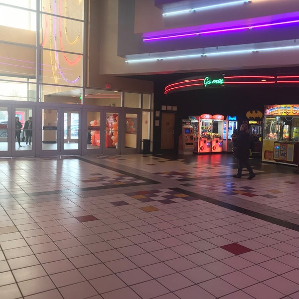 Photos at Regal Warrington Crossing ScreenX, 4DX, & IMAX - 58 tips