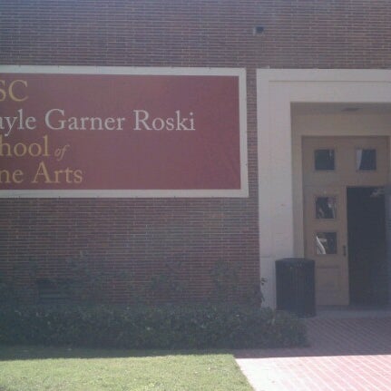 Harris Hall (HAR) - College Academic Building in Los Angeles