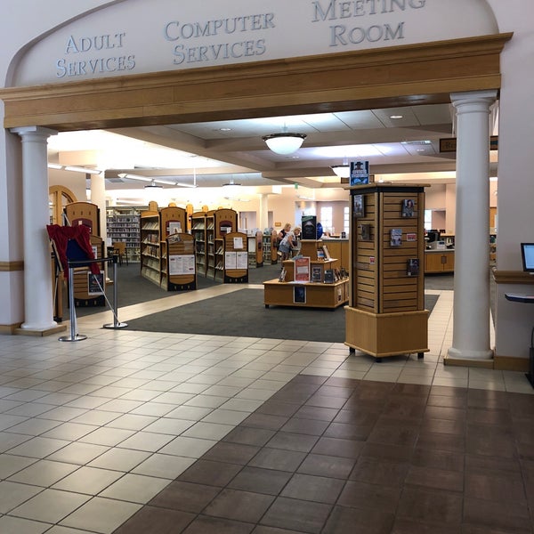 Cape Coral Public Library - 921 SW 39th Ter