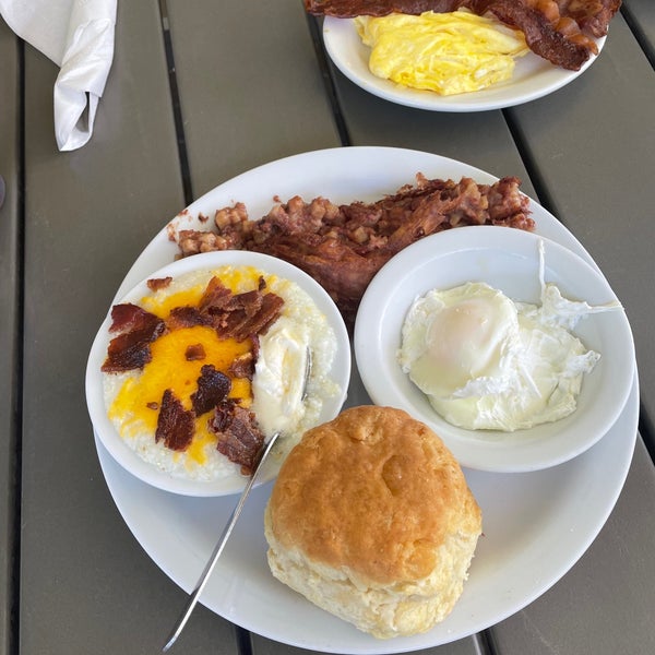 The Town House Restaurant - 48 tips from 1466 visitors