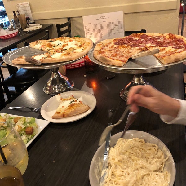 Cafe Panuzzo's Italian Eatery - Italian Restaurant