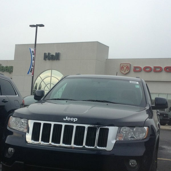 Hall Chrysler Jeep Dodge Ram - Car Dealership