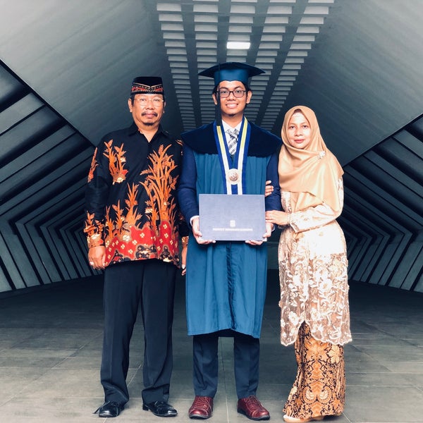 Institut Teknologi Bandung (ITB) - 187 tips from 17924 visitors