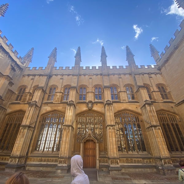 Divinity School - 6 tips