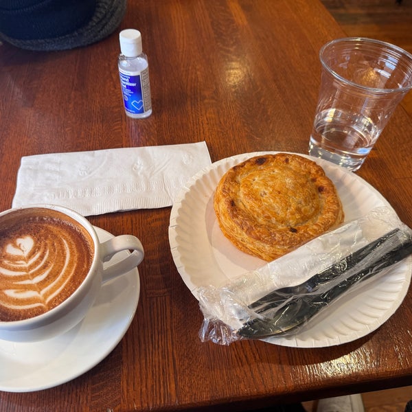 Artopolis Bakery, Cafe and Agora - Greektown - 69 tips from 3519 visitors