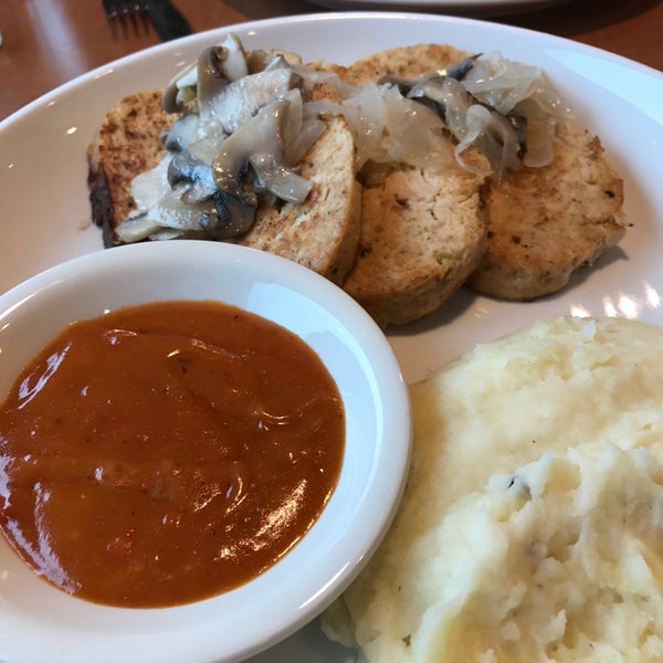 Quaker Diner - Lawncrest - 7241 Rising Sun Ave
