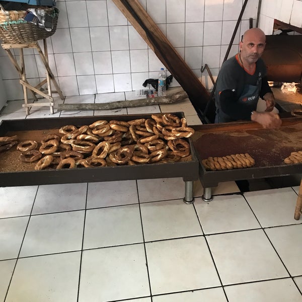 Yeldeğirmeni Simit Firini - Rasimpaşa - 7 tips from 135 visitors