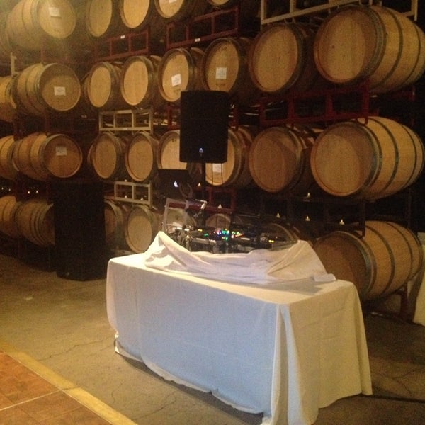 Photos at Crooked Vine/Stony Ridge Winery - 7 tips