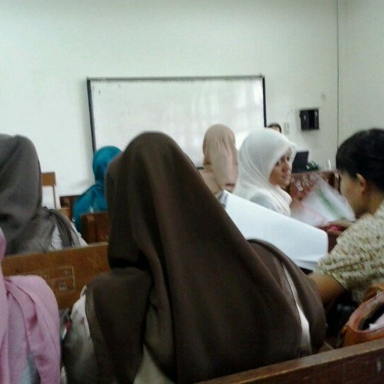 Gedung D unand - College Academic Building