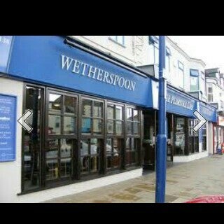 The Plimsoll Line (Wetherspoon) - 2 tips from 117 visitors
