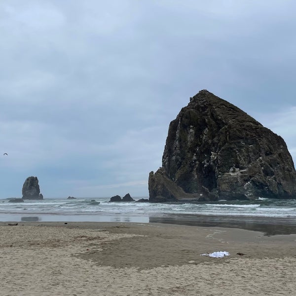 Haystack Rock - Mountain