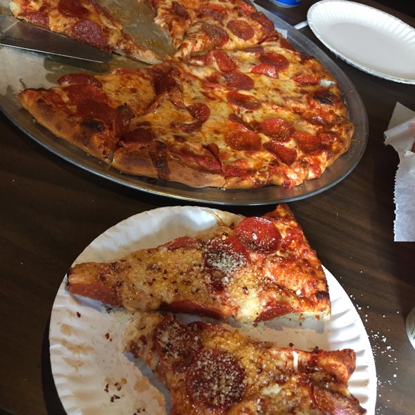 TK's Pizzeria - Pizzeria in Fairport