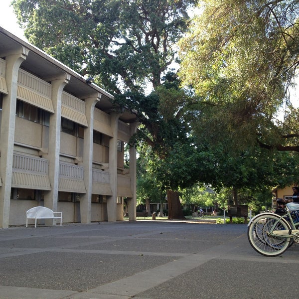 Photos at Gus Olson Hall - 6 tips from 465 visitors