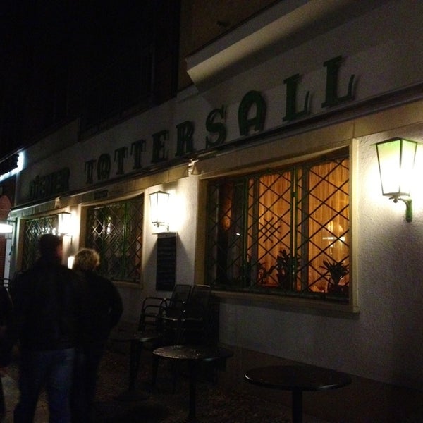 Diener Tattersall - German Restaurant in Charlottenburg
