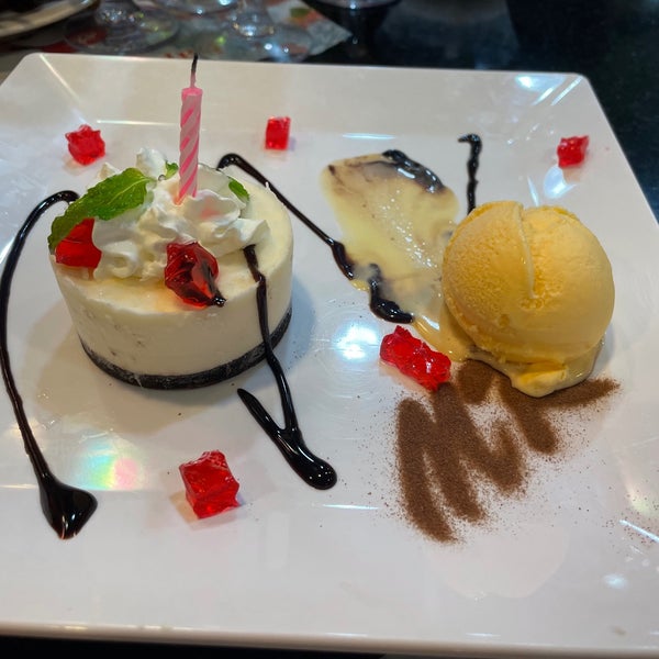 MK Buffet (เอ็มเค บุฟเฟ่ต์) - Hotpot Restaurant