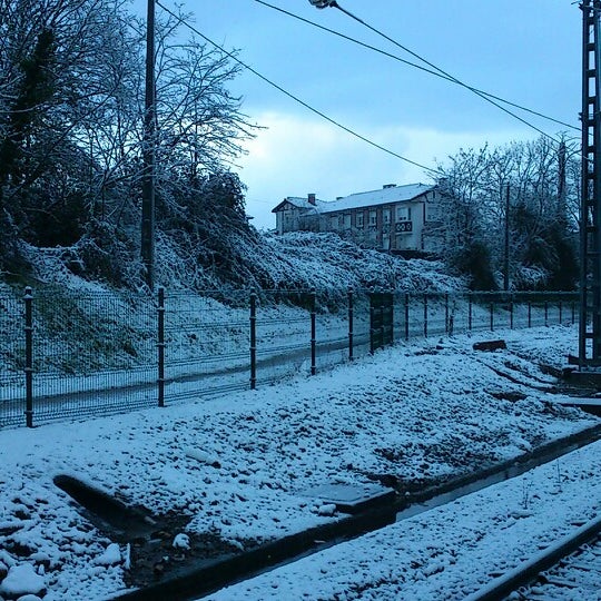 Estación de Renfe de Lugones - Rail Station in Lugones