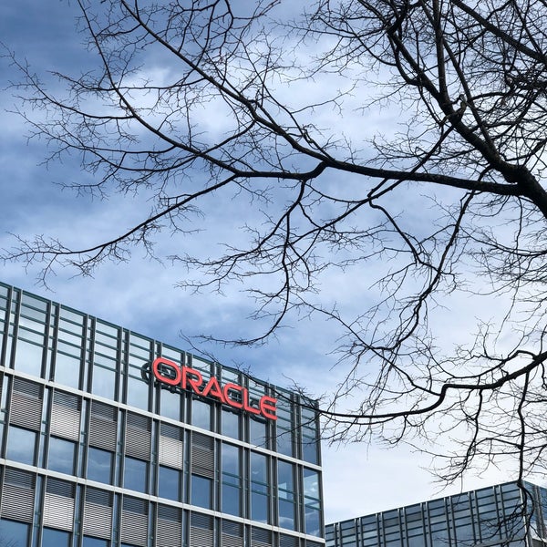 ORACLE Deutschland B.V. & Co. KG Hauptverwaltung München - Moosach - 2 ...