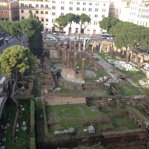 Largo Arenula - Plaza in Rome