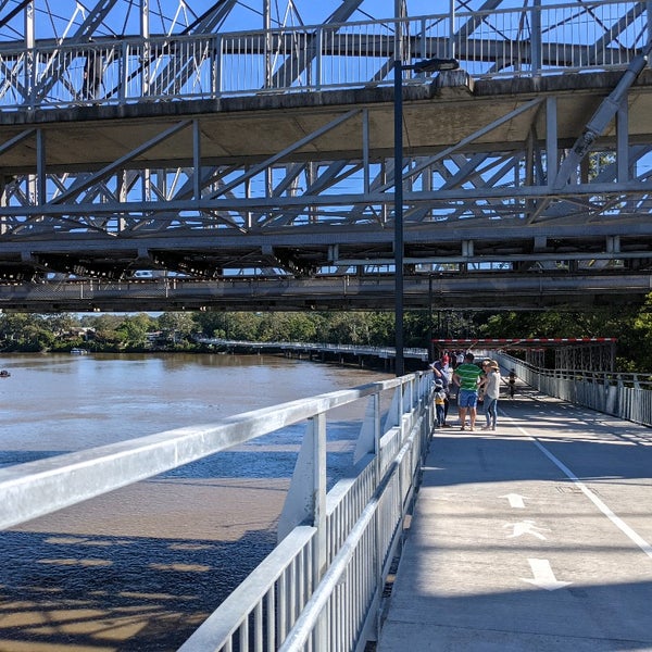 Indooroopilly Riverwalk - Hiking Trail in Indooroopilly