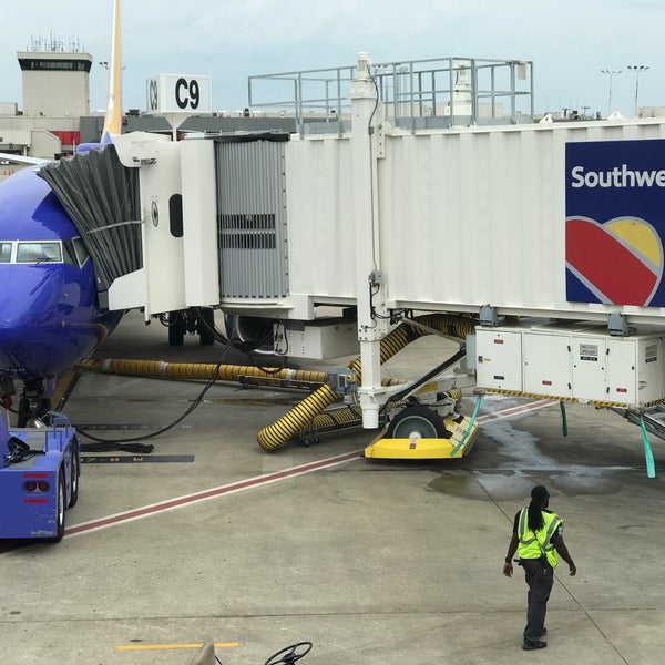 Gate C9 - Concourse C