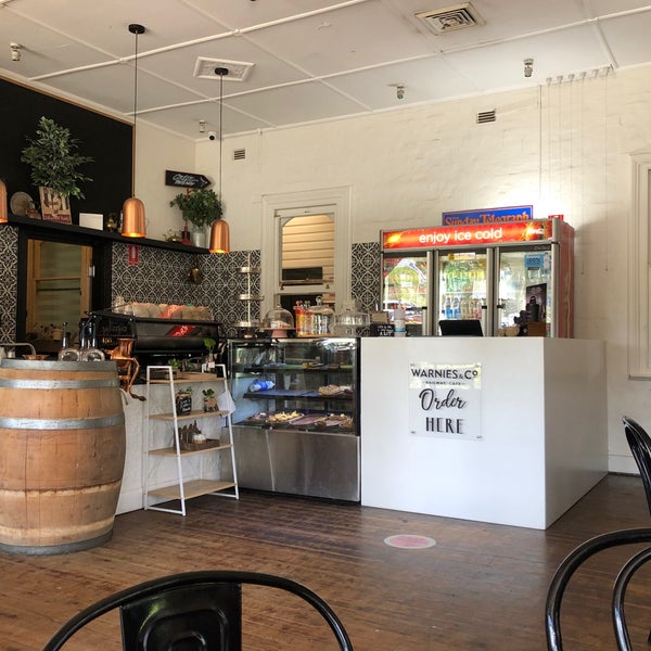 Warnies Railway Café - Warnervale, NSW
