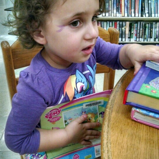 Queens Library at Bay Terrace - 2 tips from 109 visitors