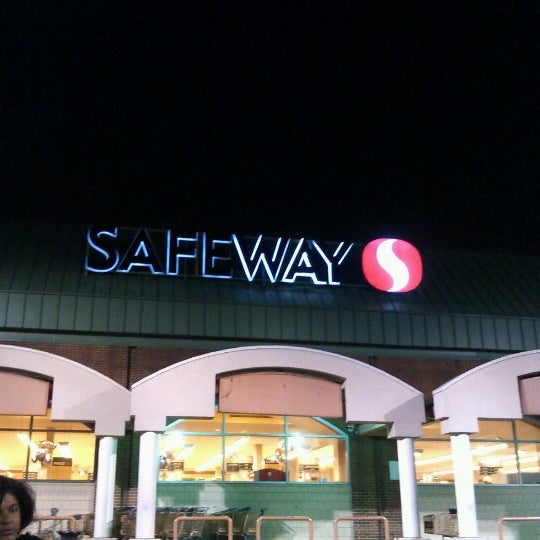 Photos at Safeway - Grocery Store in Hill East