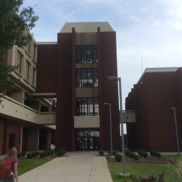 Roberts Hall - College Arts Building in Huntsville