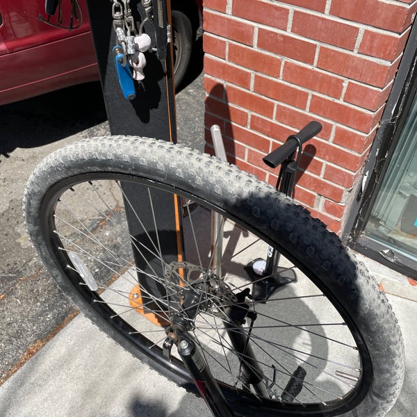 Summit Bicycles - Bicycle Store in East Los Gatos