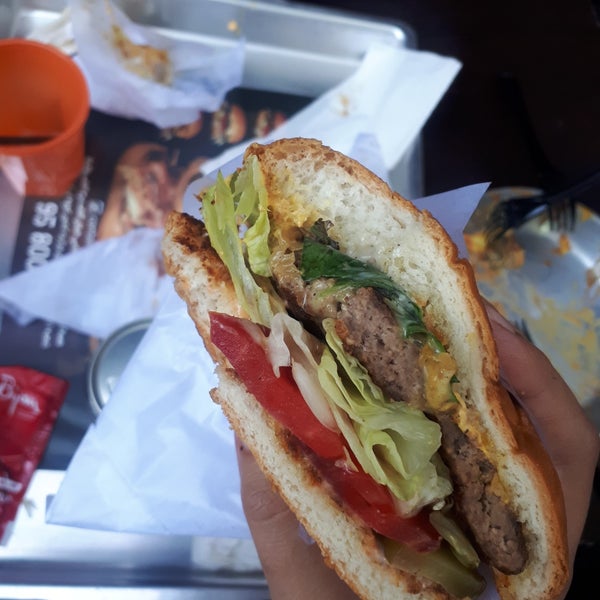 Container Burger - Burger Joint in منطقه ۶