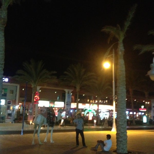 Hurghada Promenade - Pedestrian Plaza